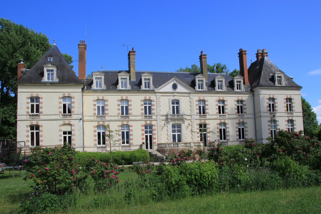 Château de Percey (Yonne) et son histoire présente – L'écho des châteaux