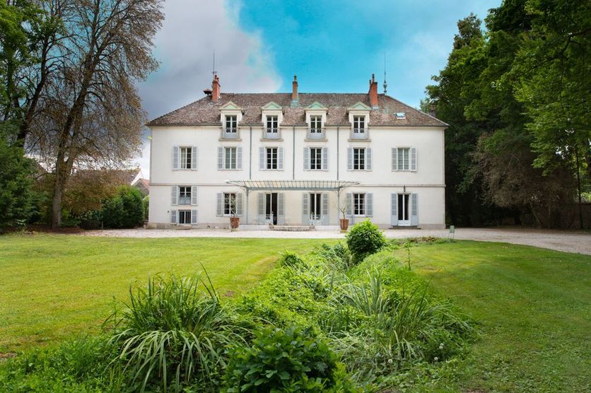 Le château de Tailly (Côte- d'Or) et son histoire – L'écho des châteaux